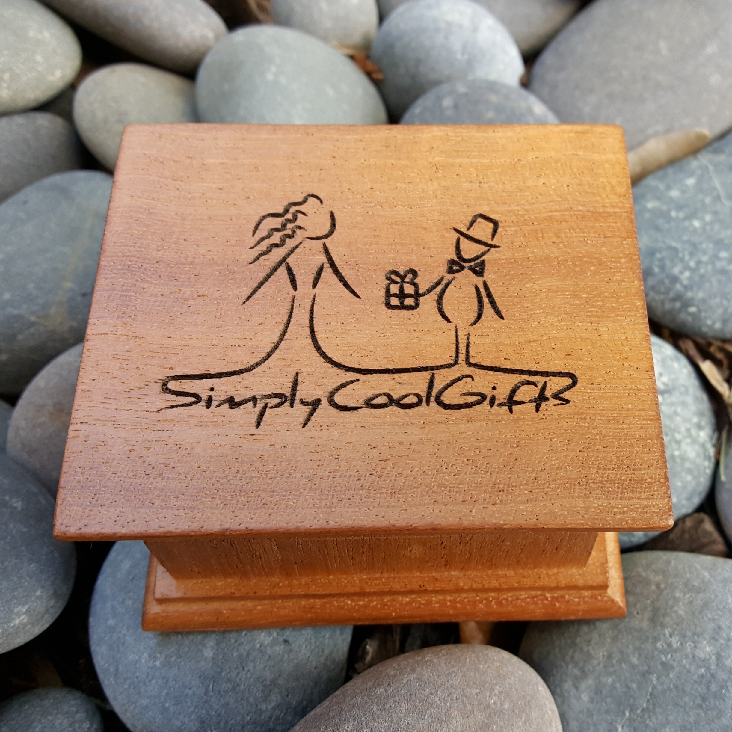 CUSTOM LISTING FOR Imogen – Simplycoolgifts